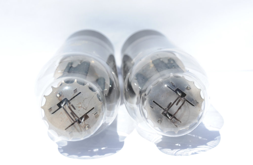 U52 Mullard AMERTY on glass U52 top jagged mica, black plate with large ...